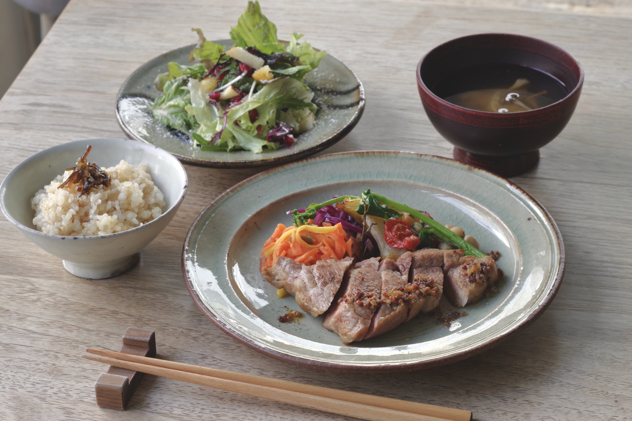 graf Studio - graf | decorative mode no.3 design products Inc.